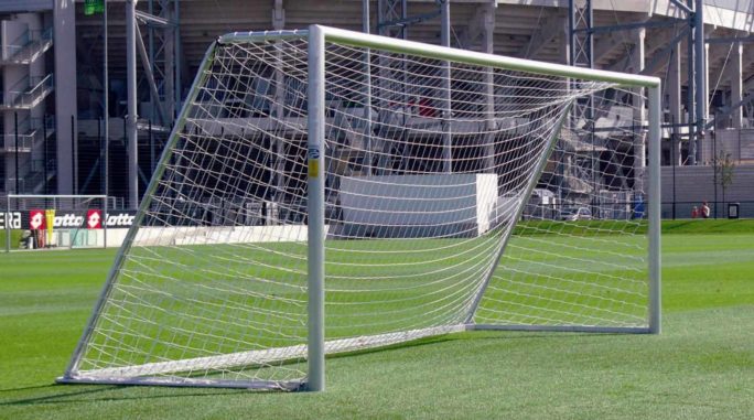 Anchors and ballast for freestanding goals - W&H Sports | EN