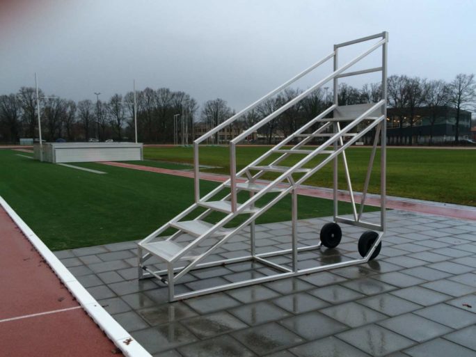 Mobile / wheeled bench - W&H Sports | EN - Athletics Equipment