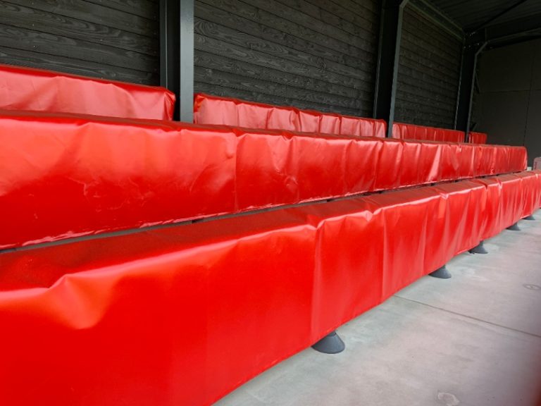 Stadium seat covers | Stadium Seating and Grandseats - W&H Sports | EN