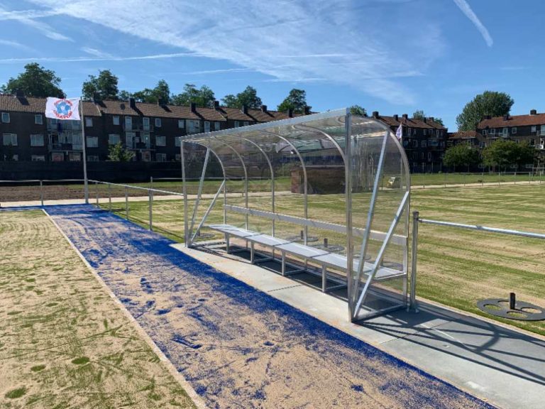 Water jump pit for steeplechase - W&H Sports | EN