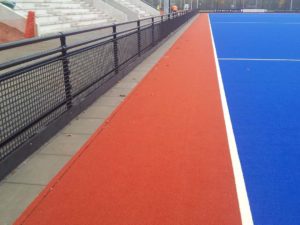 Rebound protection board for hockey field - W&H Sports | EN