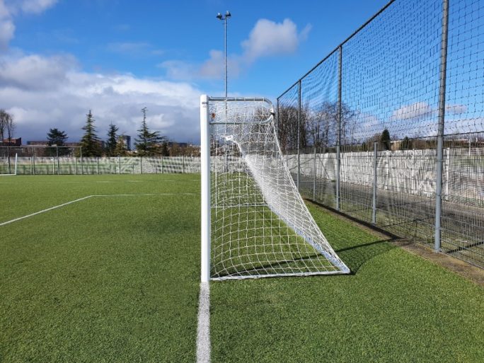 Football goal with round net brackets (P-bracket) - W&H Sports | EN