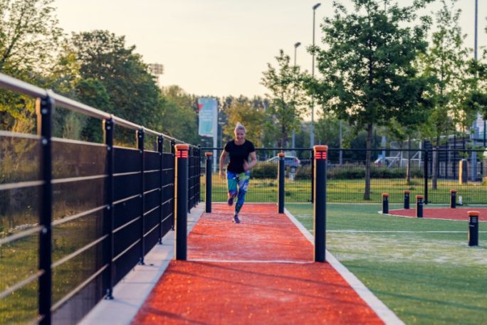 SmartGoals Interactive Running Track - W&H Sports | EN