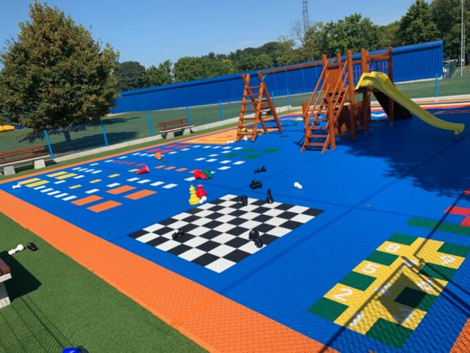 Modular sports floor Ultimate - W&H Sports | EN