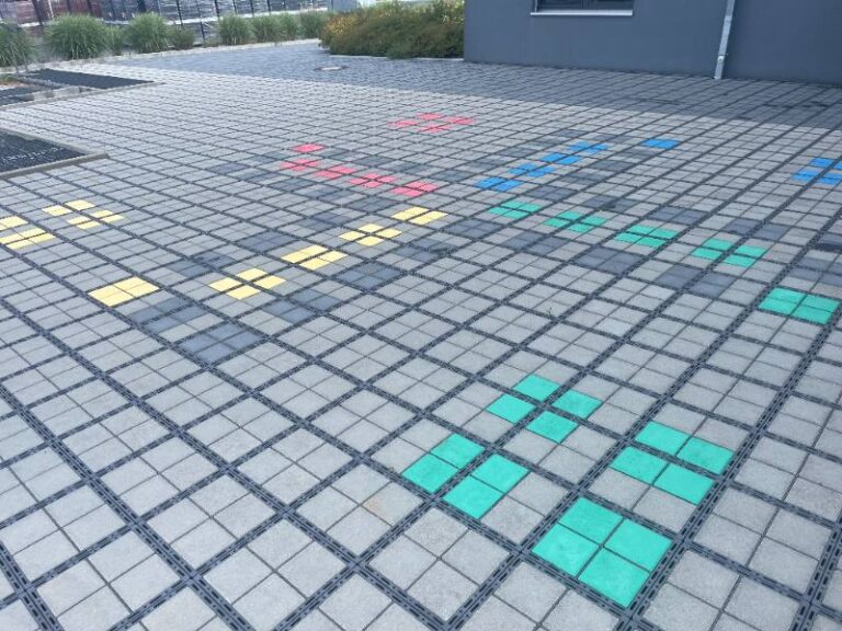GreenMatter ecoraster bloxx - W&H Sports | EN