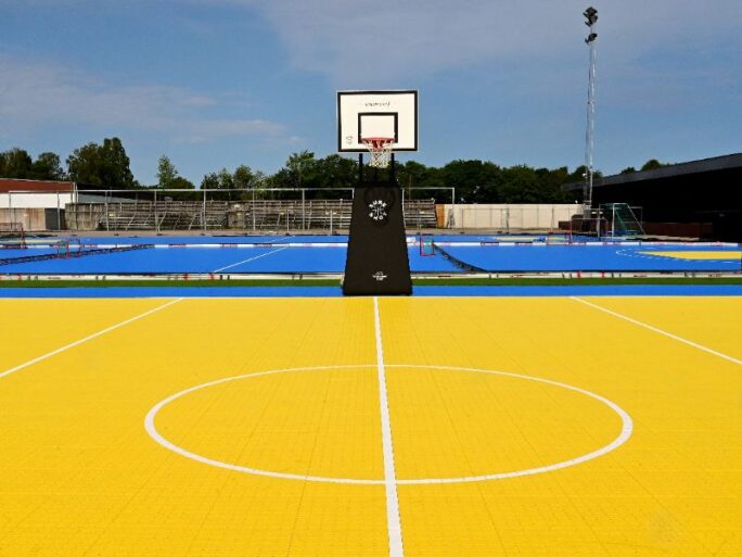 Modular sports floor Ultimate - W&H Sports | EN