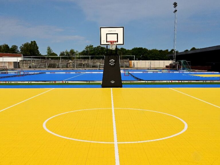 Modular sports floor Ultimate - W&H Sports | EN