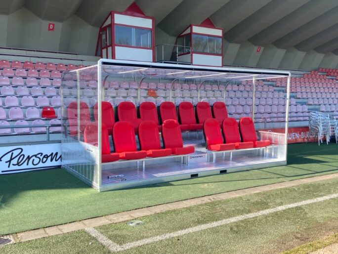 Dug out extra zitplaatsen (special) - W&H Sports